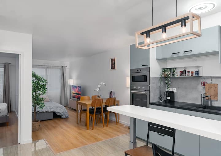 Splendide Appartement T2/4p • Central & Ascenseur - Paris