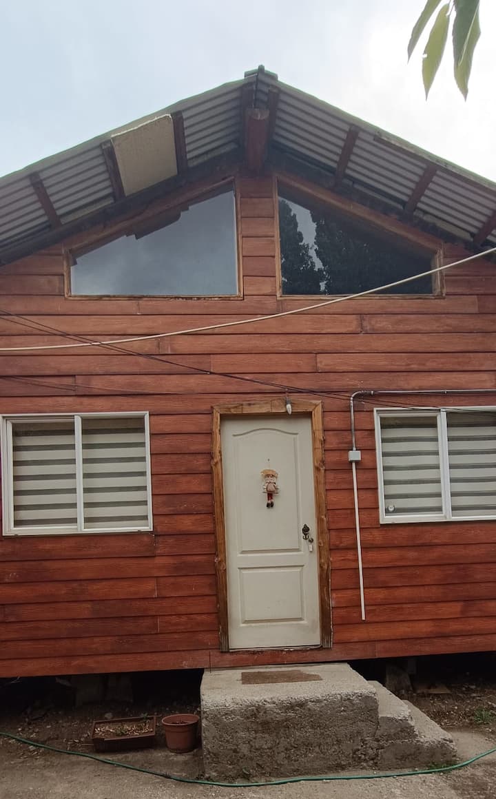 Cabañas Konünwenu Cabaña N°2
Aromo - Futaleufú