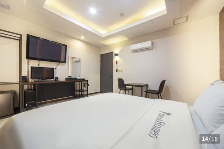 로미오 스텐다드

넷플릭스#공기청정기#1pc - Gwangju