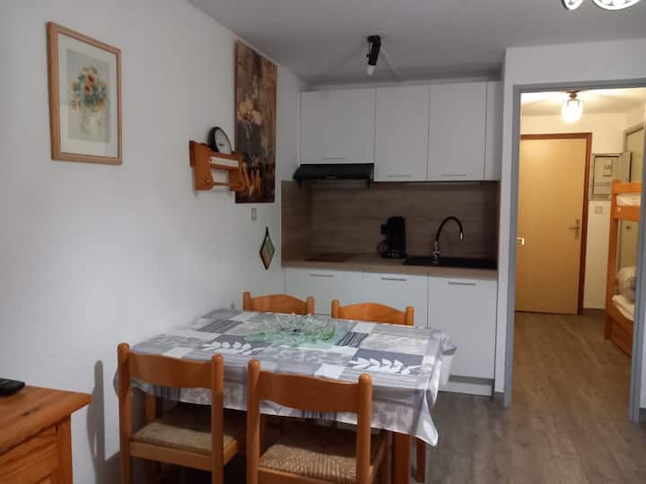 Studio Cabine Au Centre Bourg - Saint-Lary-Soulan