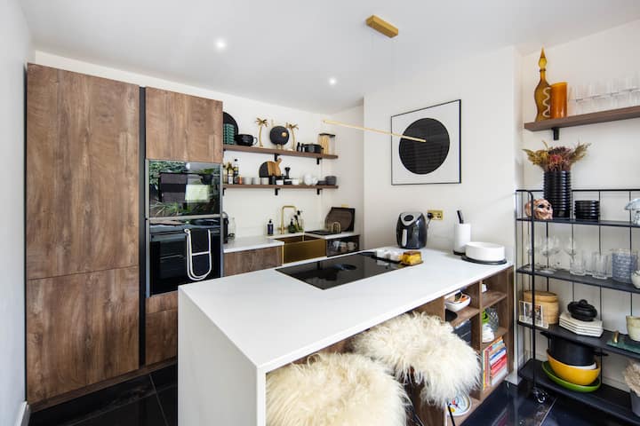 Designer's Stylish 3 Bed House In Dalston/stokey - London