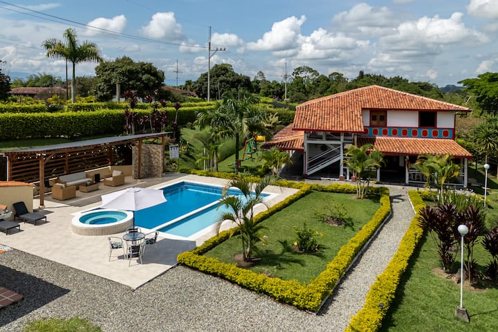Finca San Luis Rancho La Soledad - Montenegro