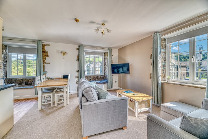 Kelcow By Guestz - Settle