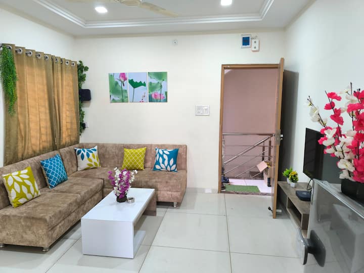 Orraica 306 : Entire 1 Bhk With Wi-fi And Ac - Indore