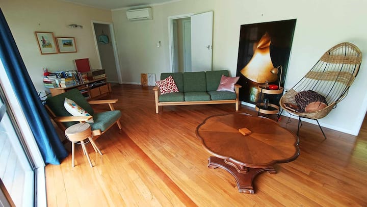 Classic 1960s Home Amongst Native Trees - Ōtaki Beach