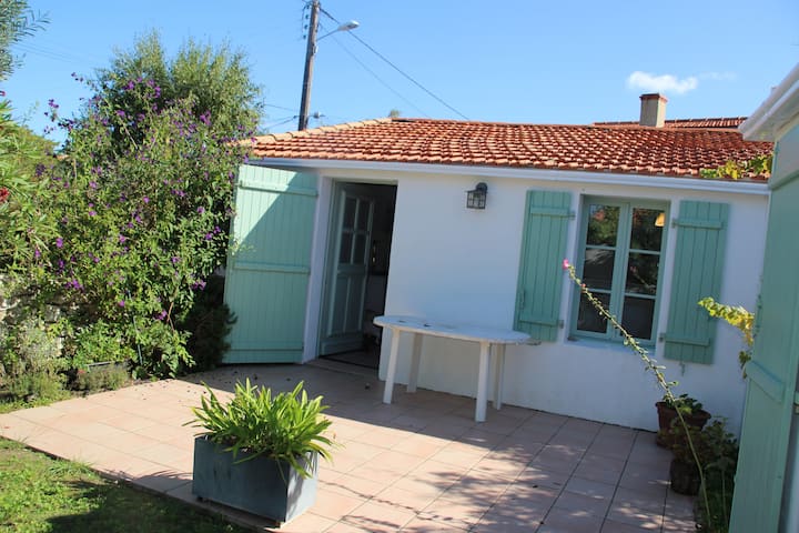 Petite Maison De Charme - La Guérinière