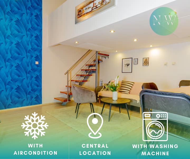Colorful Cityscape Retreat By Nw - Budapest