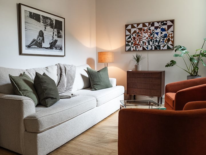 Mid-century Oasis - Hip Neighborhood - Backyard - San Francisco, CA