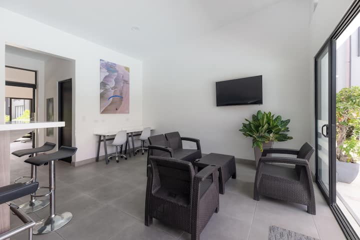 Brand New Cosy Loft. 3 Min From Sjo Airport - Alajuela