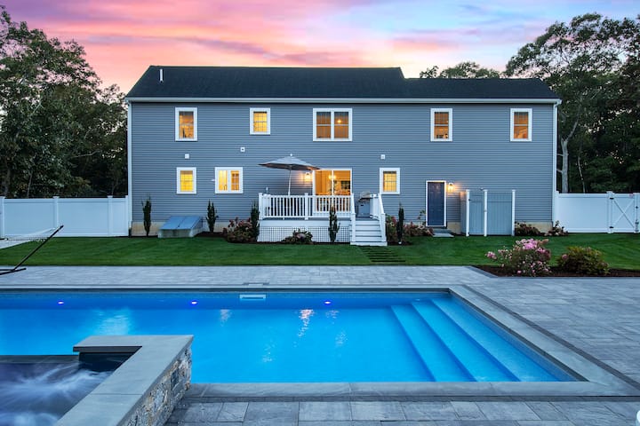Cape Cod In A Luxe New Construction - Sandwich, MA