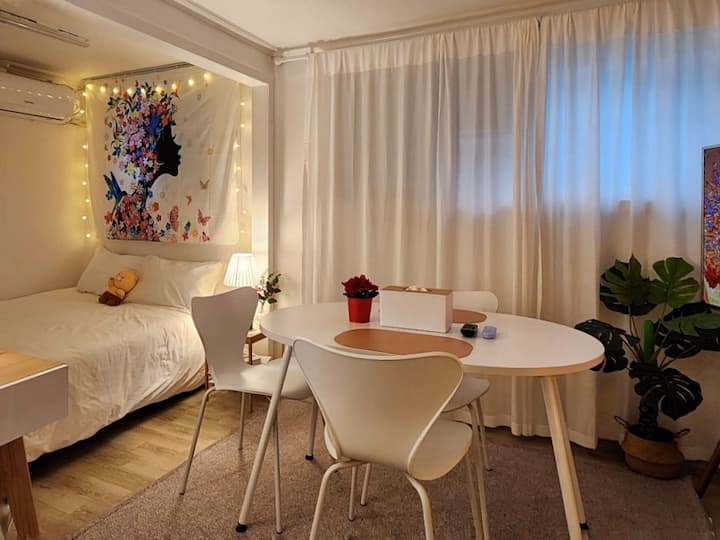 Hwaseong Haenggung Palace1 Minute 2room Starfield - Suwon-si
