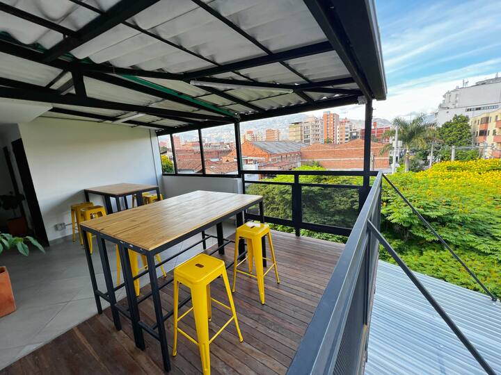 Pequeño Loft / Apartamento Los Laureles 501 - Medellín