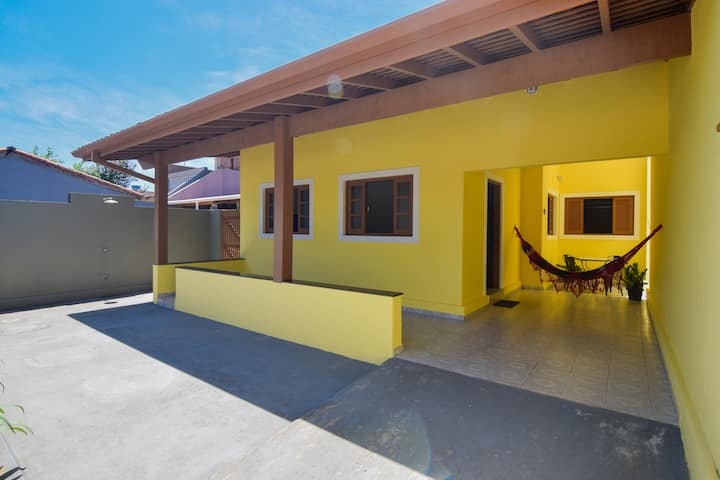 Casa Em Ubatuba, Próximo Ao Centro E Praias - Ubatuba