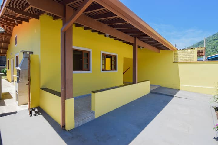 Casa Em Ubatuba, Próximo A Centro E Praias - Ubatuba