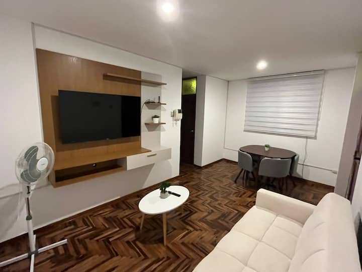 Charming Apt 3 Blocks From Plaza De Armas - Trujillo