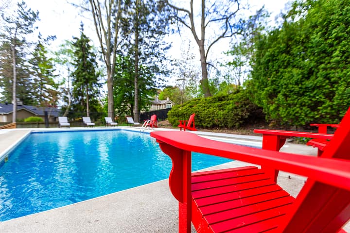 Modern 6 Bedroom/3 Bath Pool Home Near The Lake - Oakville