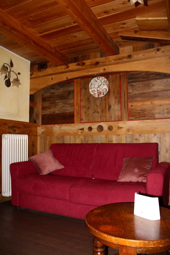 Caldo E Accogliente Chalet Di Montagna Con Vista - Champoluc