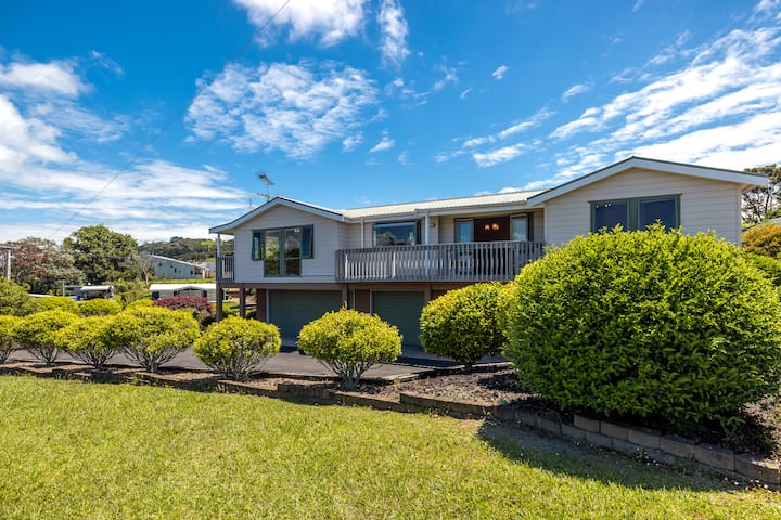 Oneroa Tui Garden | Be My Guest | Waiheke Island - Waiheke Island