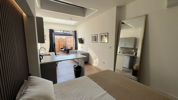 Studio Private Garden 20 Minutes To Central London - Watford