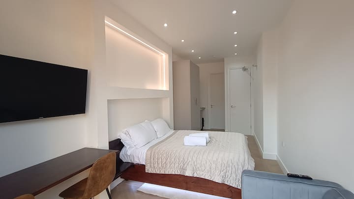 London Studio And Private Garden, Harrow-wembley - Harrow