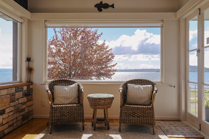 Lakeside Interlude - Rotorua