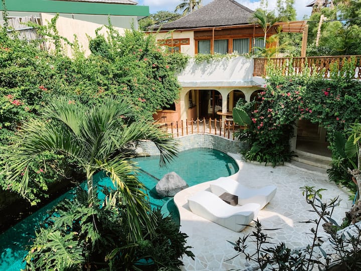 Kresna By The Sea Apartement Three - 세미냑