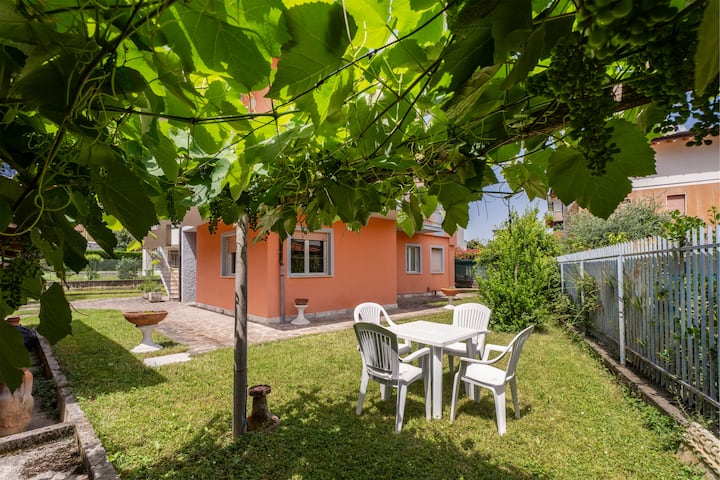 Casa Nora - Ground Floor & Garden - Riva del Garda