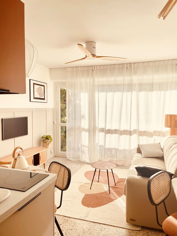 Studio Au Cœur D’aix - Balcon & Parking - Aix-en-Provence
