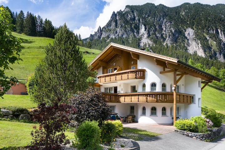 Haus Alvier - 3-zimmer Fewo Rothorn Mit Terrasse - Brandnertal