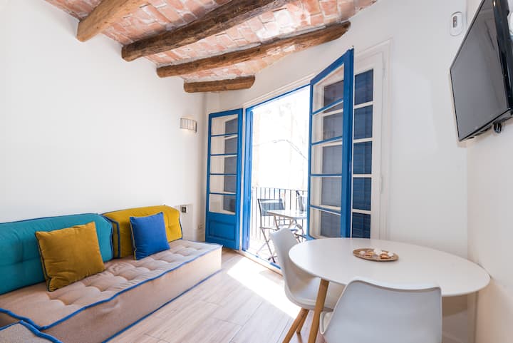Your Central Retreat In Sitges. Beach/train Nearby - Sitges
