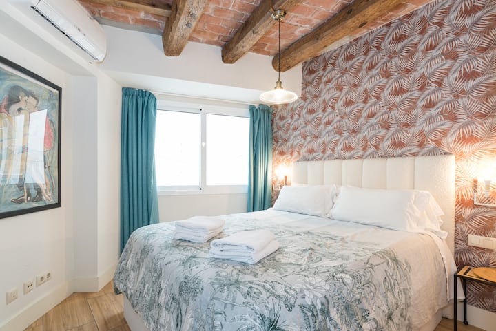 Your Central Retreat In Sitges. Beach/train Nearby - Sitges