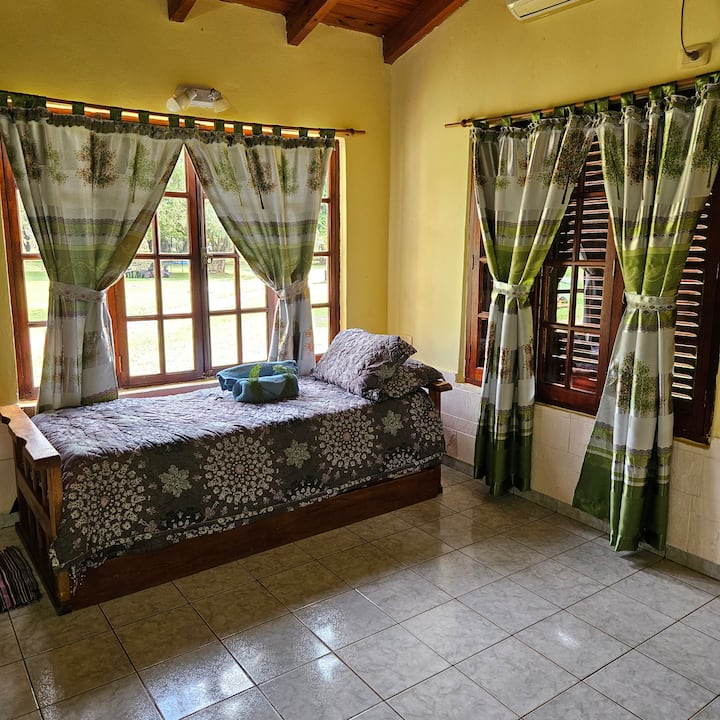 Chalet En Puerto Iguazú Con Pileta Y Naturaleza - Puerto Iguazú
