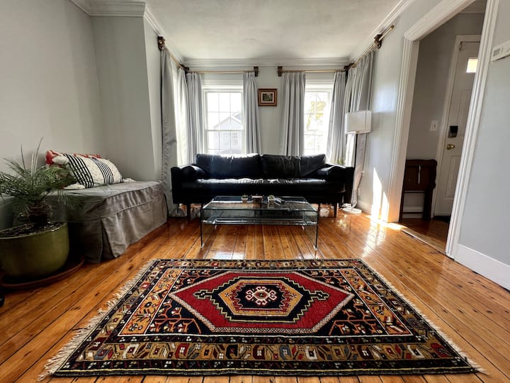 Sunset Home With Garden: Walk To Brown/downtown - Rhode Island