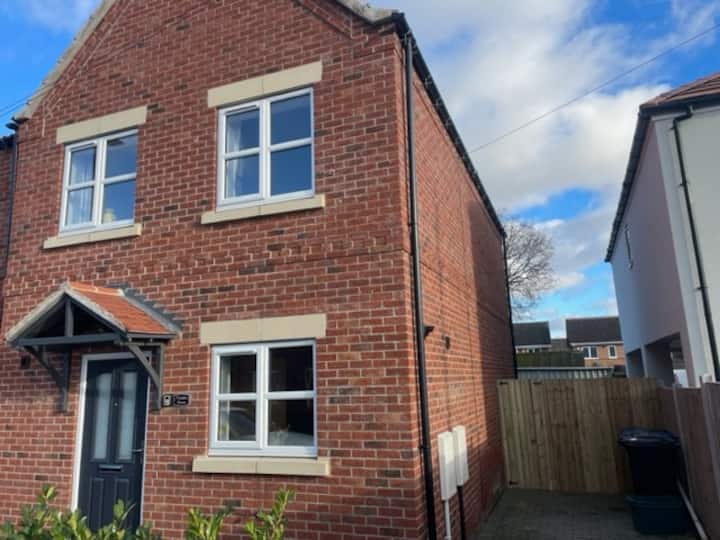 Immaculate House In Doncaster 2 - Doncaster