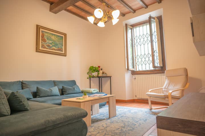 Classic Florentine Flat With Garden - Florencia