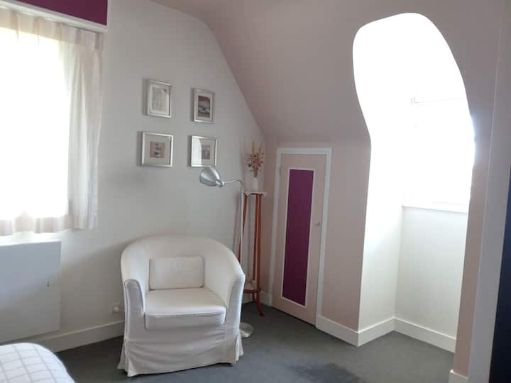 Chambre Violette à L’echo Côtier - Concarneau