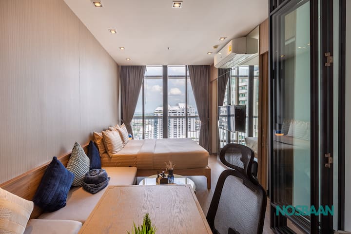 39th Floor Modern Apartment At Sukhumvit 24 - Bangkok