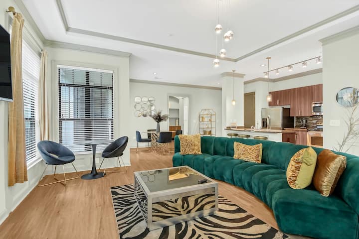 Beautiful Condo By Truist Park - Smyrna, GA