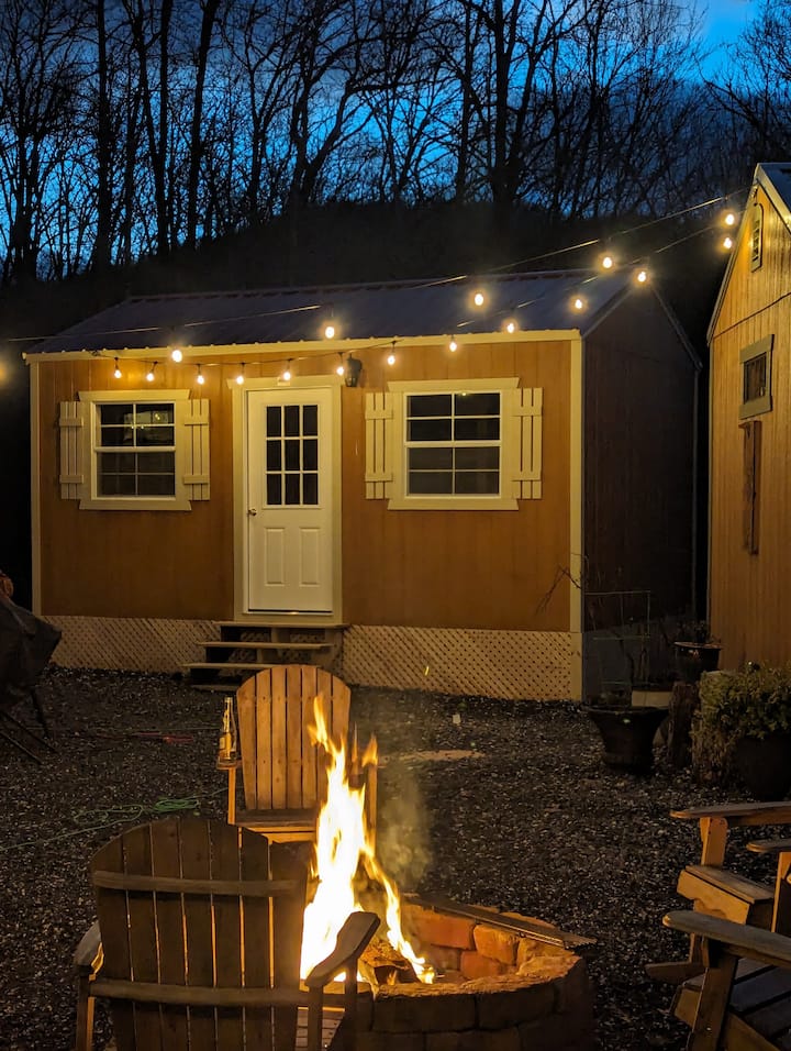 Sleeper Cabin With 2 Queen Beds - Sylva, NC