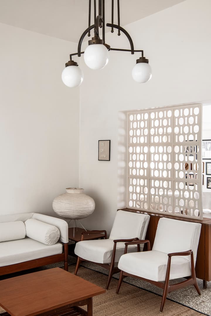 Beautiful Room In Art-deco Bungalow In Ahmedabad - Rajasthan