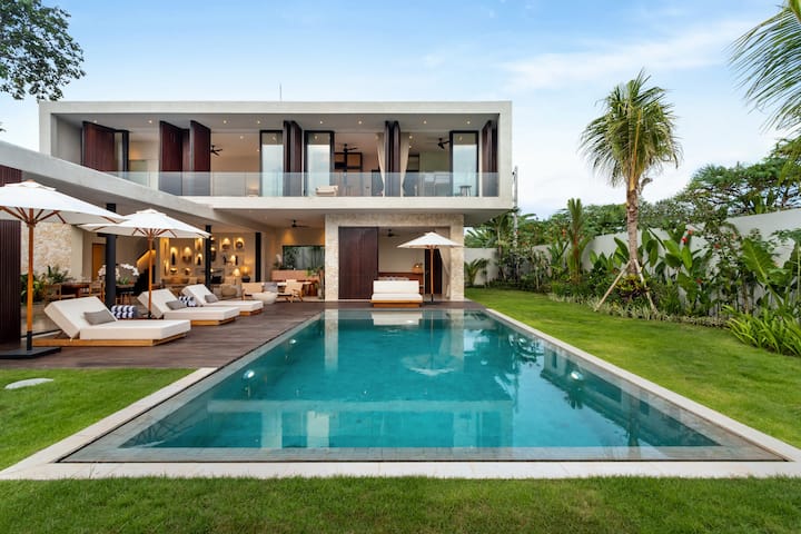 Peaceful Hideaway In Pererenan - Bali
