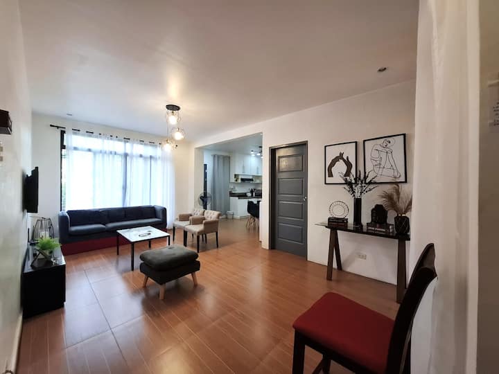 Spacious Budget Friendly Home W/ Wi-fi In The City - Cebu