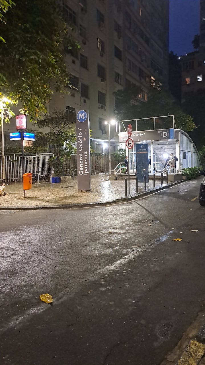 Pertinho Do Metrô - Ipanema