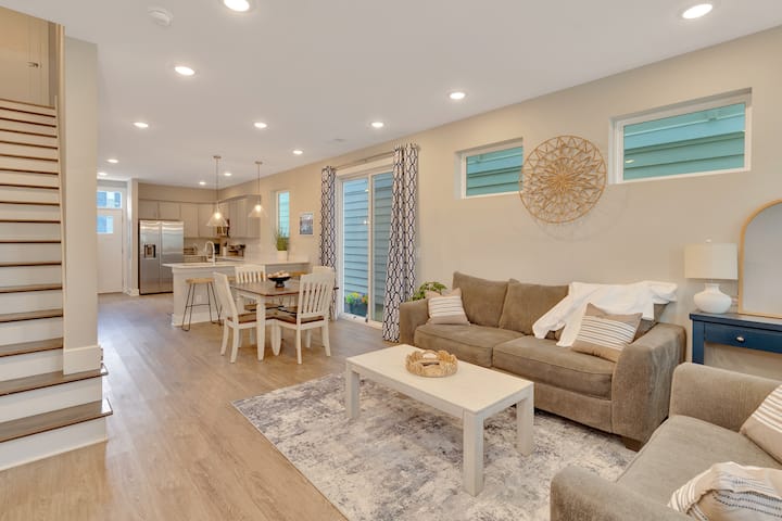 Unique Scenic Views Near Downtown - Chattanooga, TN