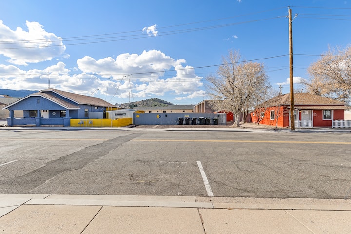 Route 66 Historic Hideaway - 3 Bungalows In A Row - Williams, AZ