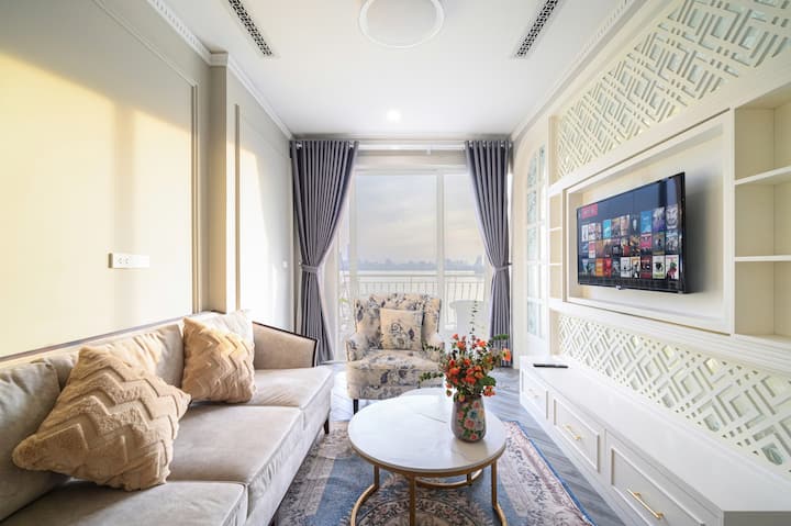 2br Apt/lake View/xuan Dieu - Hanoi