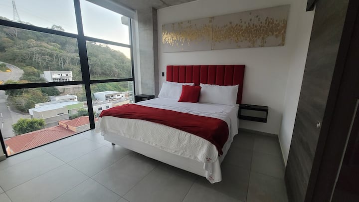 Park Tower - Ruby 3 Rooms - 3 Bathrooms - 3 A/c - El Salvador