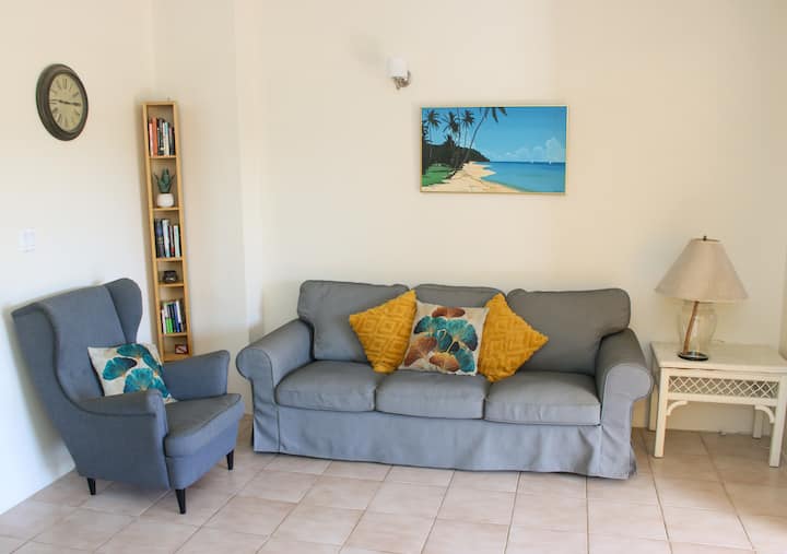Beachside 2br W/ Full Kitchen • Ideal For Families - Antigua and Barbuda