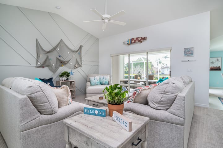 Your Ultimate Coastal Retreat - Marco Island, FL