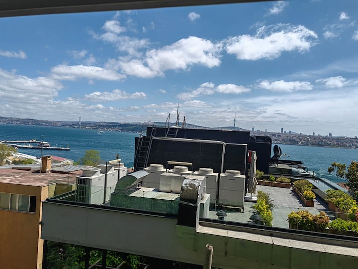 Boğaz Manzaralı 1+1 Daire - Cihangir